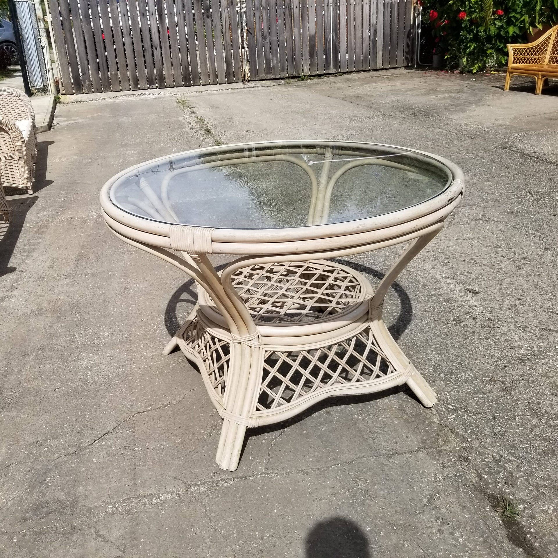 Wicker Dining Table – Everything Warehouse